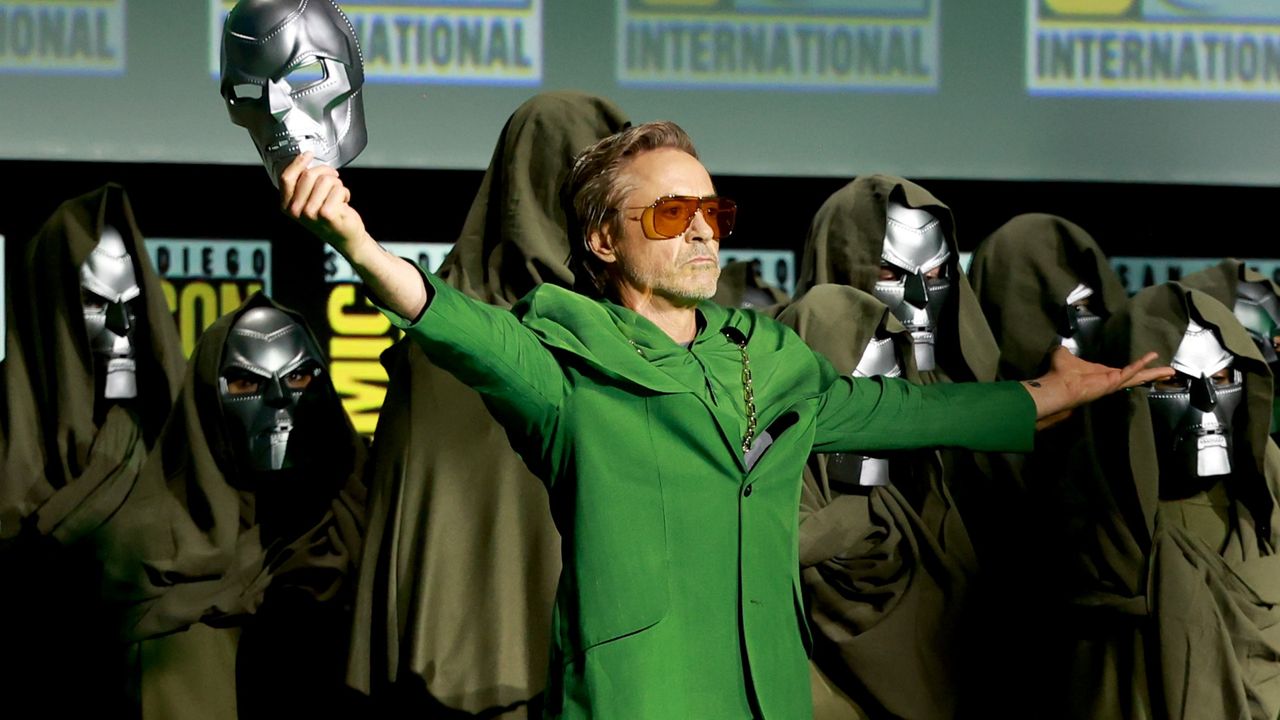 Fantastic Four's Galactus actor would "love to cross swords with Doctor ...