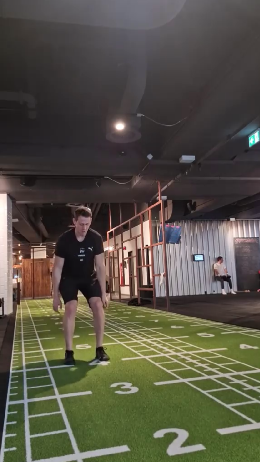 Die Besten HYROX Tipps für den Burpee Broad Jump!