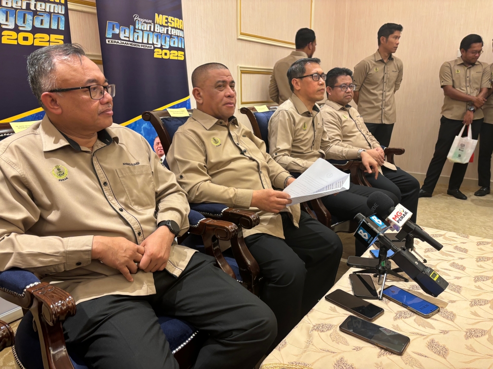 Unpredictable winds rule out cloud seeding for Bukit Merah lake, other ...