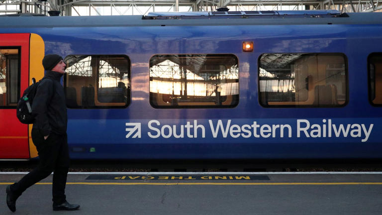 One of the UK's busiest train stations issues 'major disruption' warning