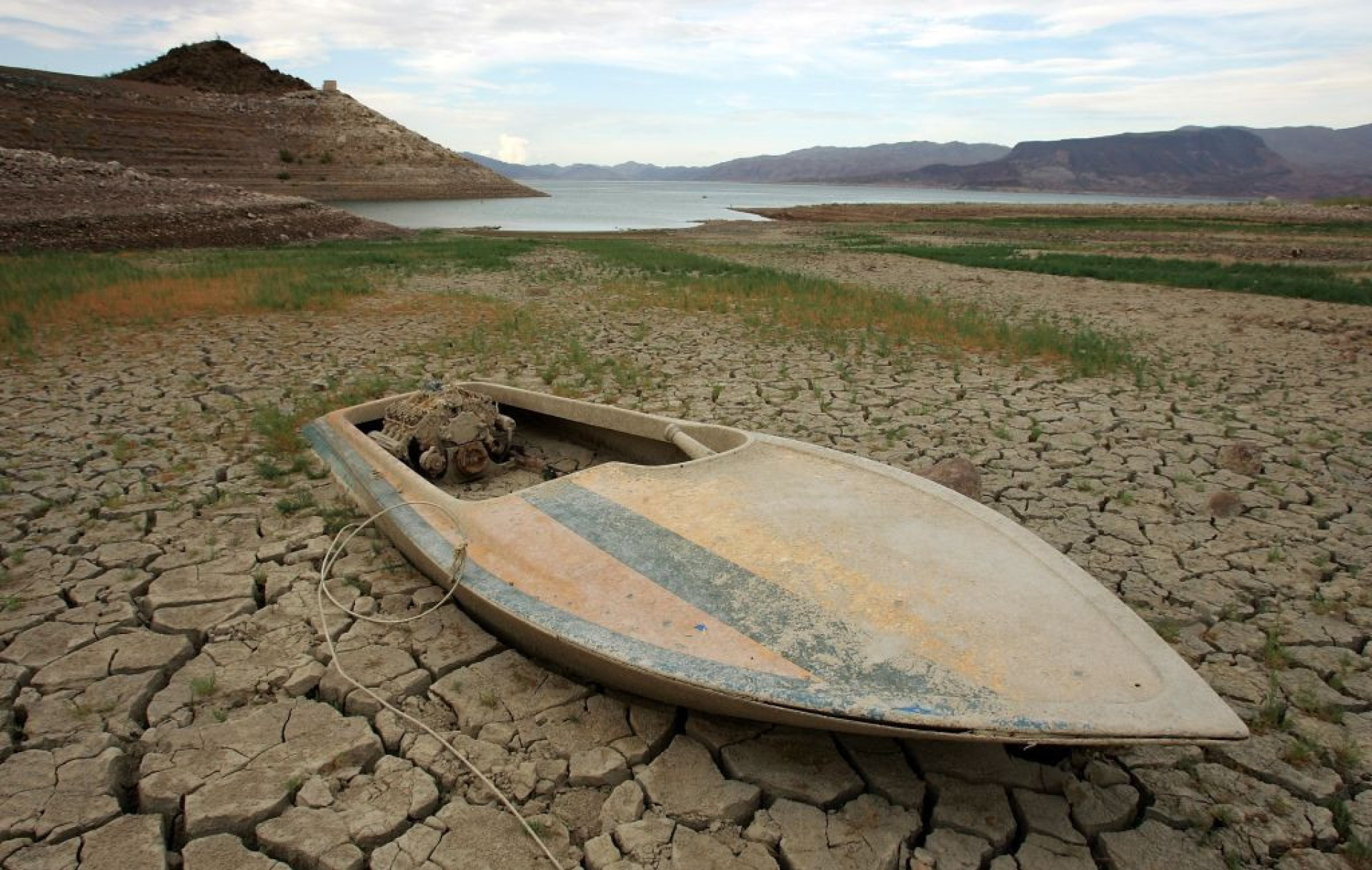 The secrets hidden in Lake Mead's receding waters