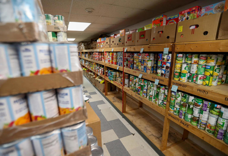 Green Bay-area food pantries brace for more demand with FoodShare cuts ...