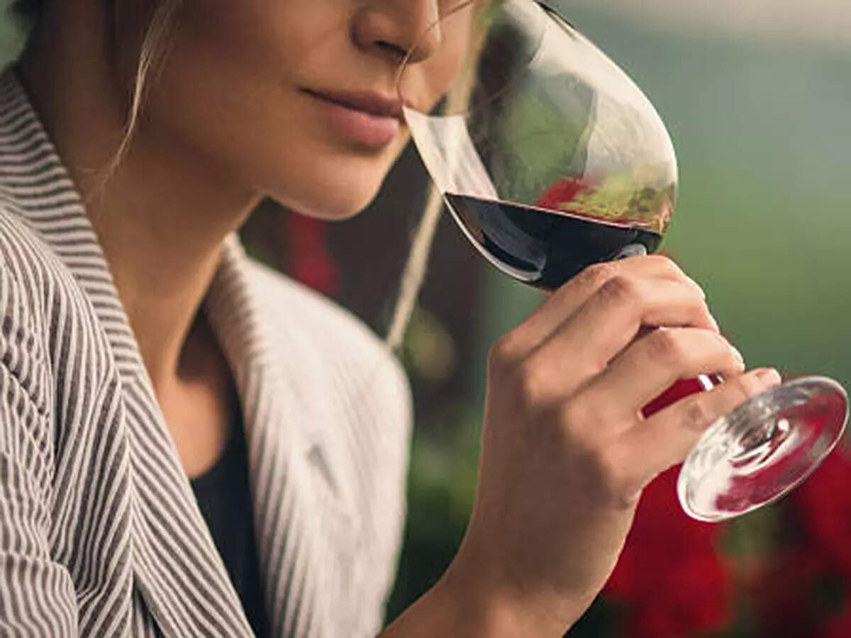 Red Wine vs White Wine: Know the key differences before you sip