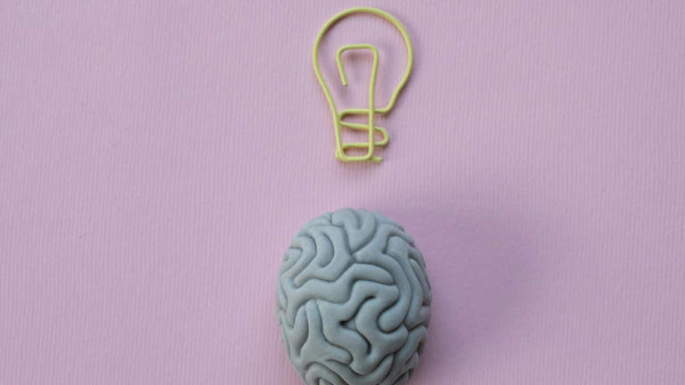 Celebrate World Brain Day With These 5 Easy Brain-Boosting Exercises