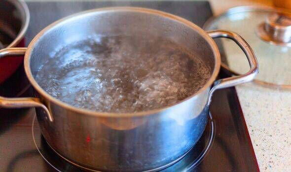 Simple 10-minute task to make sausages crispier and juicier every time