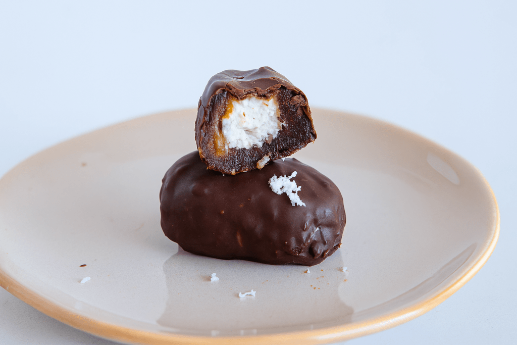Homemade Chocolate Bounty Dates