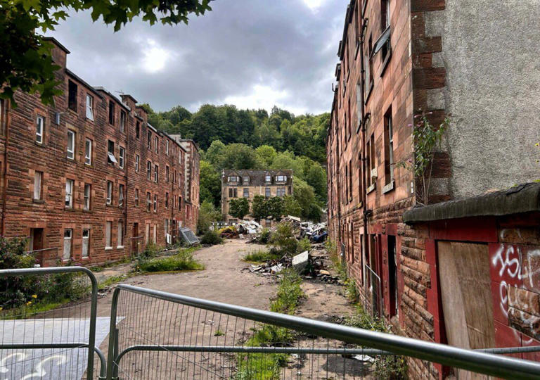 First tower block at estate dubbed ‘Britain’s Chernobyl’ demolished