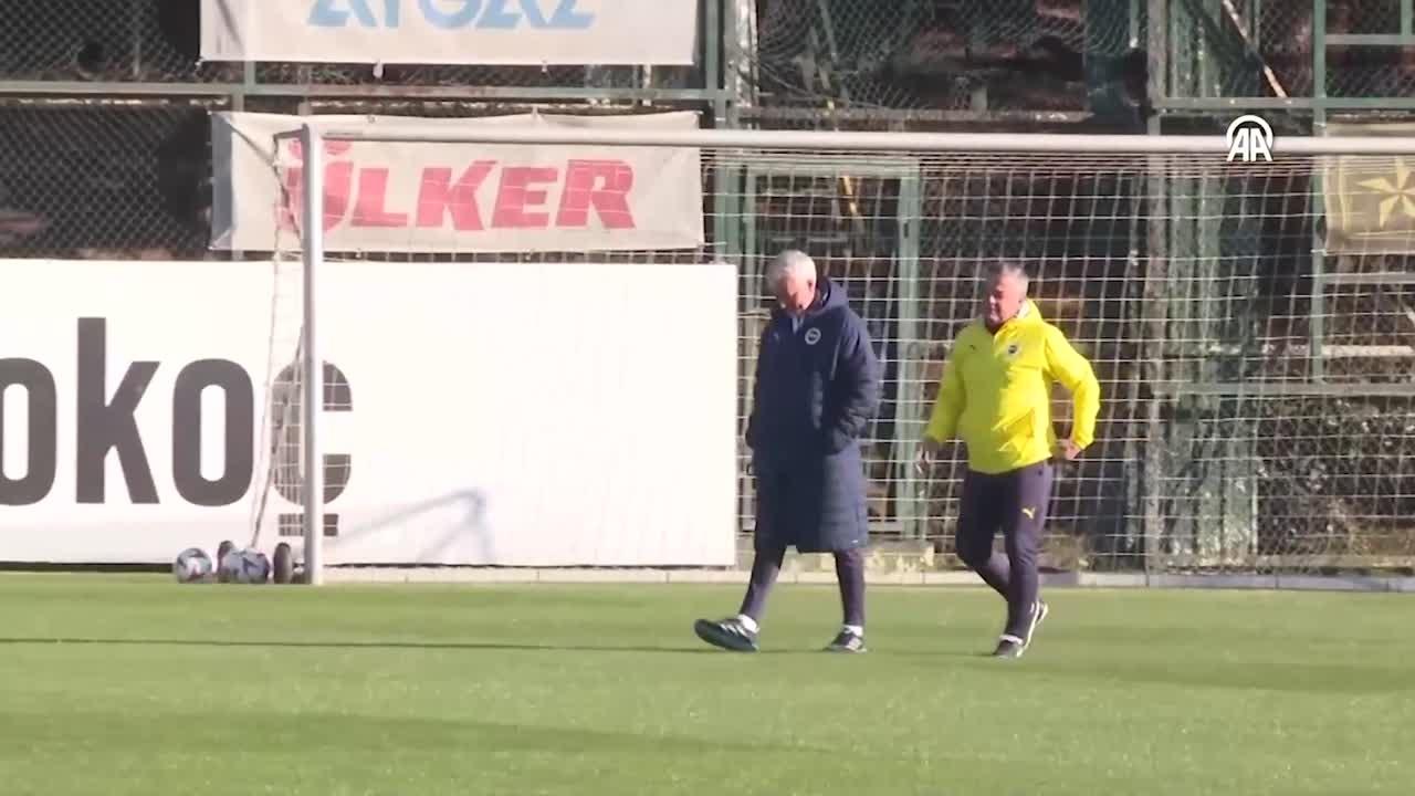 Mert Hakan Yandaş 2 yıllık imzayı atıyor
