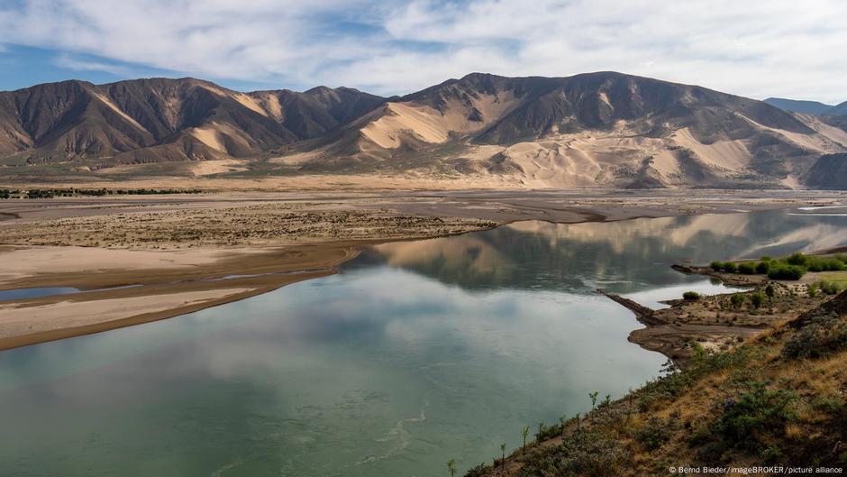 China begins construction on world's largest dam in Tibet