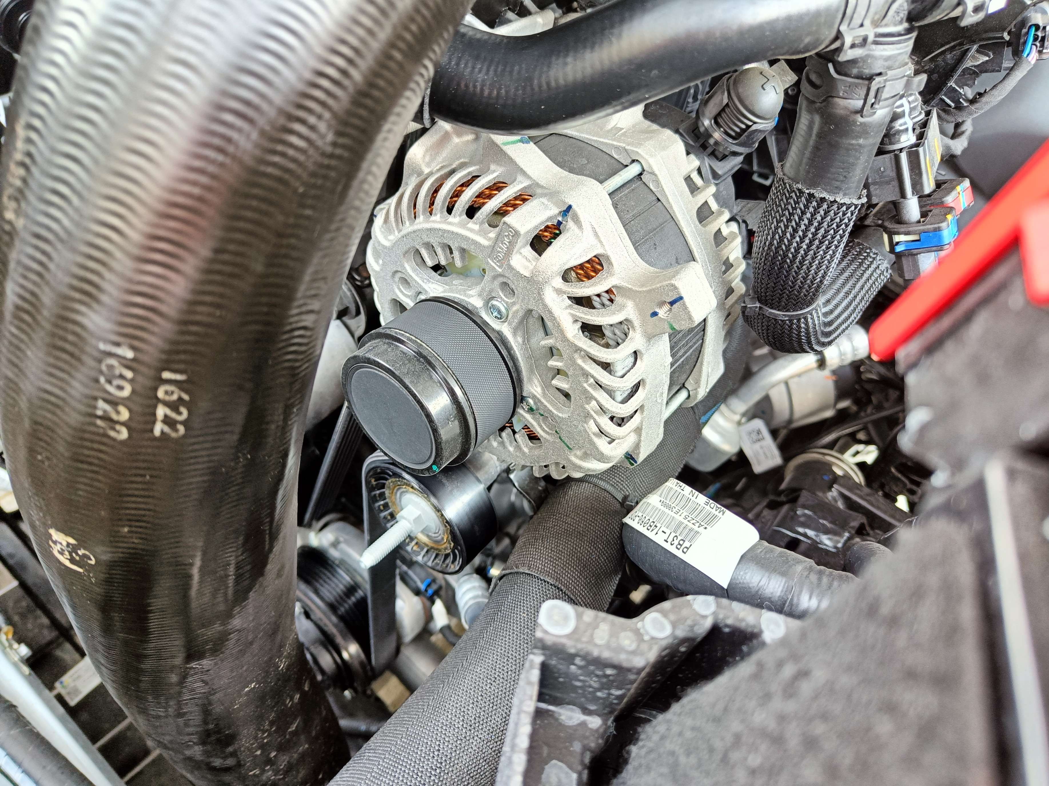 Cara mengetahui alternator mobil mulai rusak, bisa cek begini