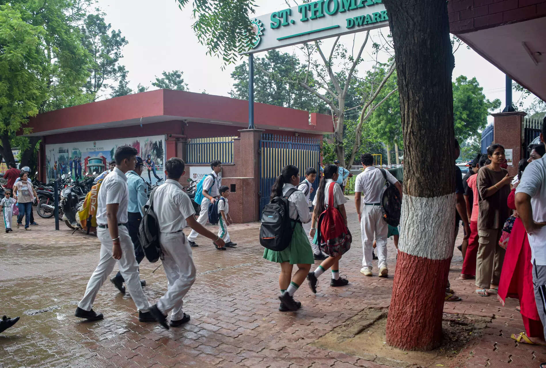 CBSE mandates CCTV with real-time audio-visual monitoring in schools to ...