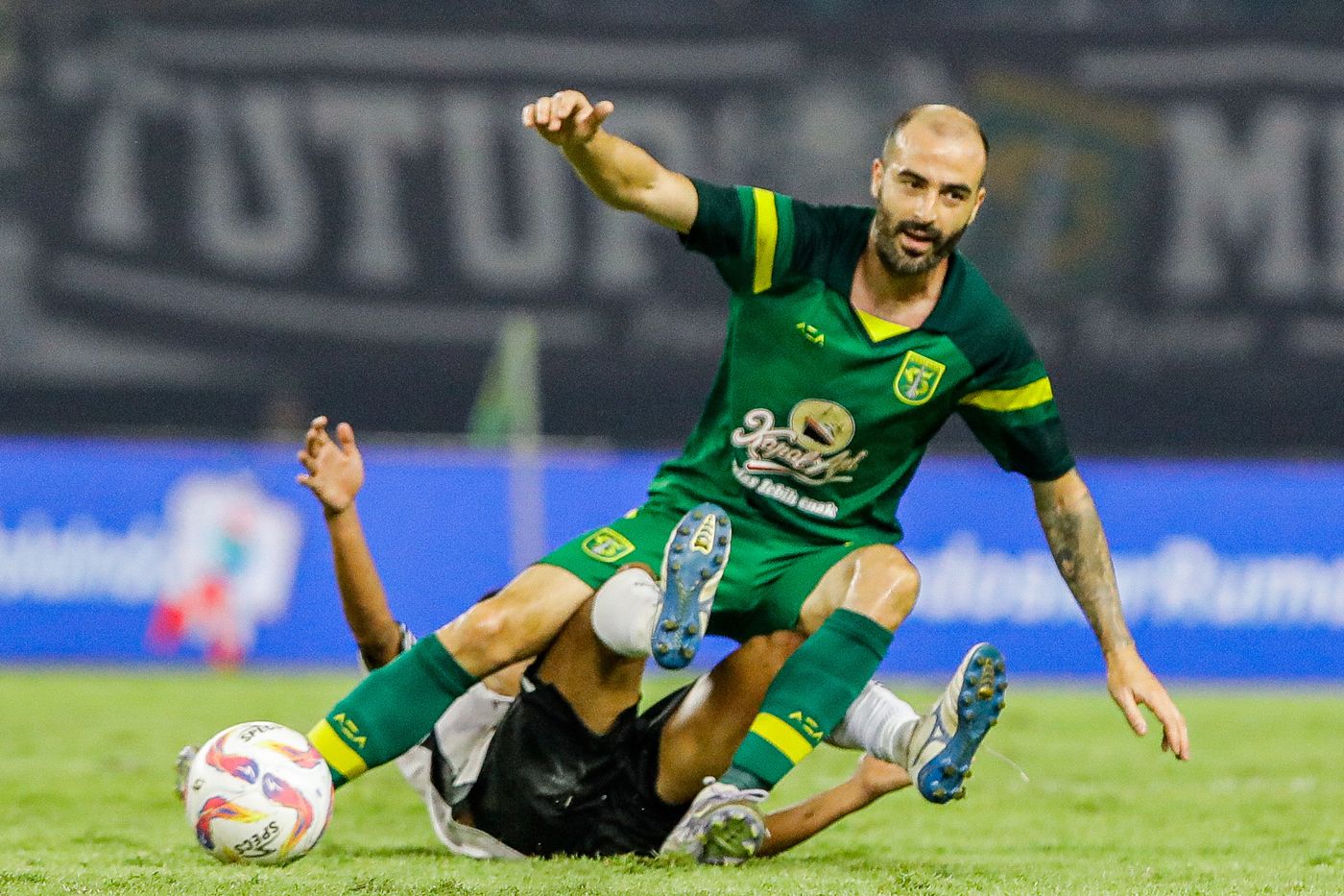 Persebaya Surabaya Jadi Sorotan Media Montenegro, Milos Raickovic dan ...