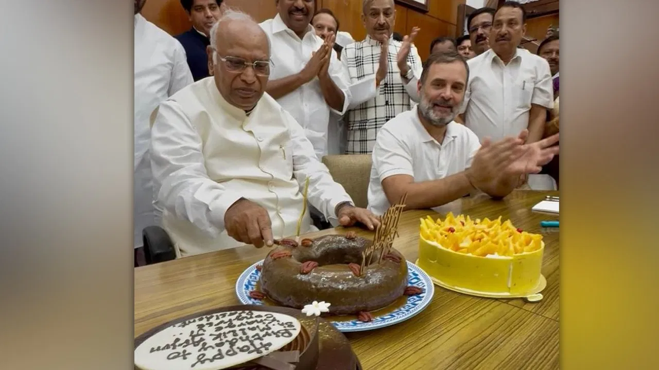 Mallikarjun Kharge Turns 83: Priyanka Gandhi Bakes Sugar-Free Cake ...