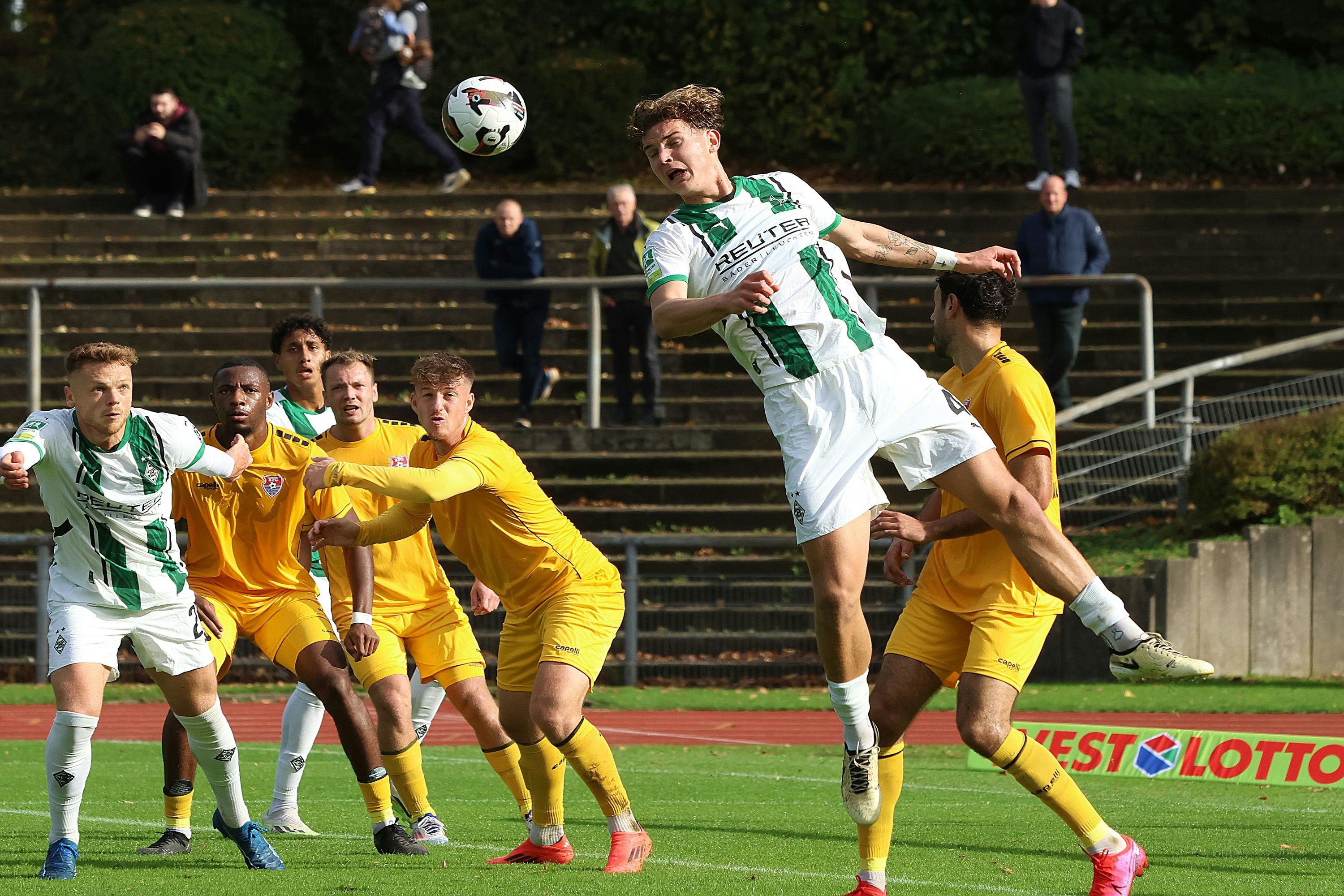 Wechsel ins Ausland: Offiziell! Youngster Foss bringt Borussia noch ...