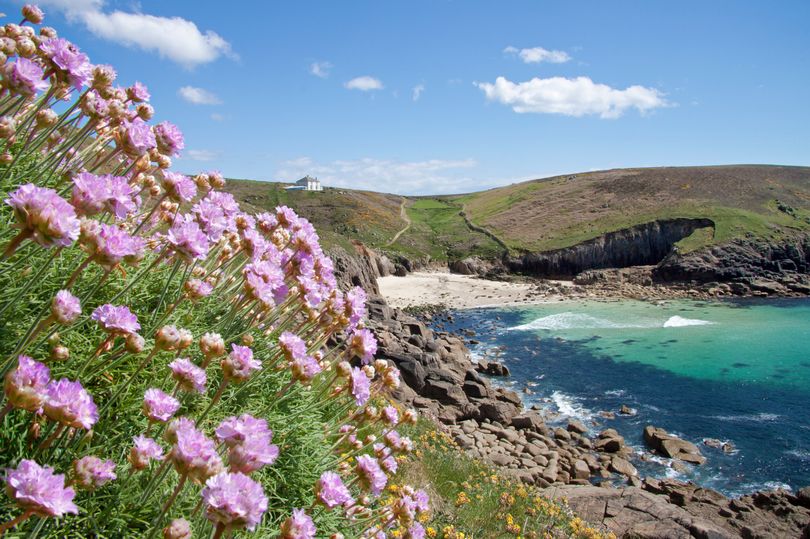 'Hidden gem' beach with 'turquoise water and white sand' is 'perfect ...