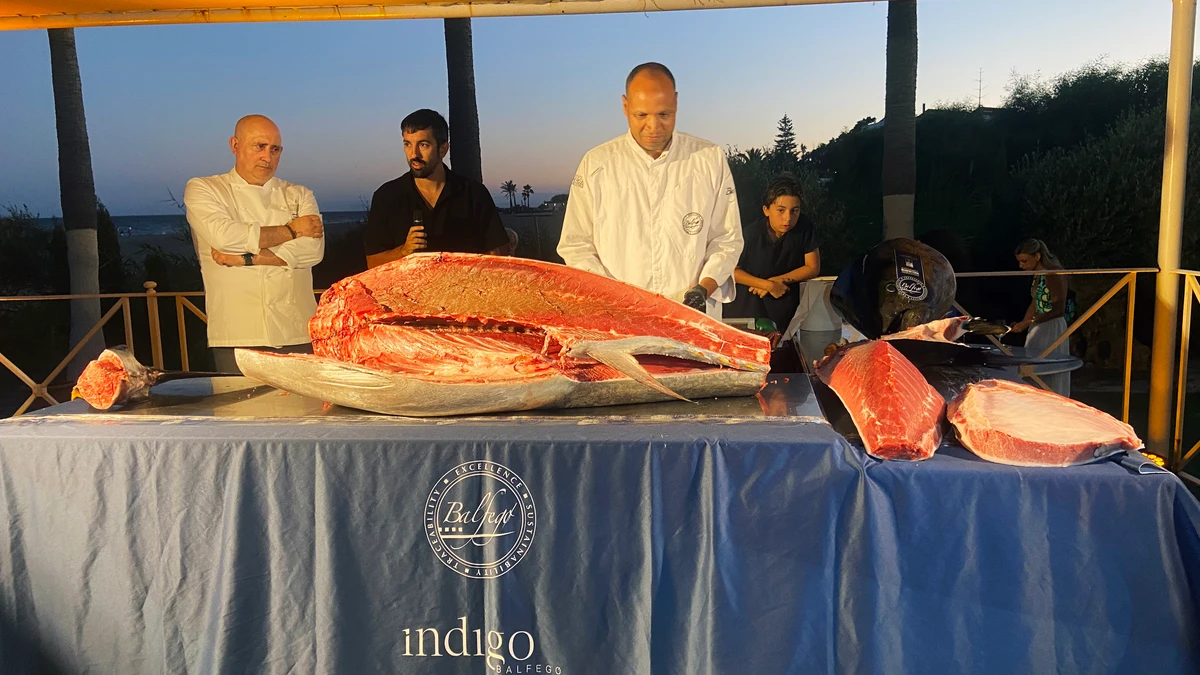 El arte del ronqueo del atún rojo en Anantara Villa Padierna Palace