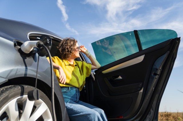 1 big reason it's officially the 'summer of the EV' — plus 5 more auto ...