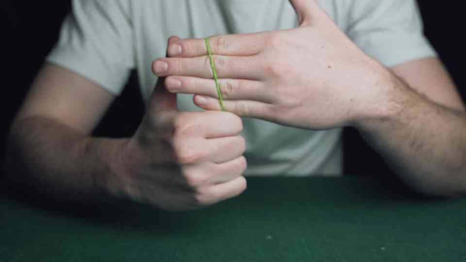 10 SIMPLE Rubber Band Magic Tricks Anyone Can Do | Revealed