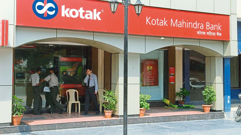 Kotak Mahindra Bank share price soars over 4% to 10-week high on strong ...