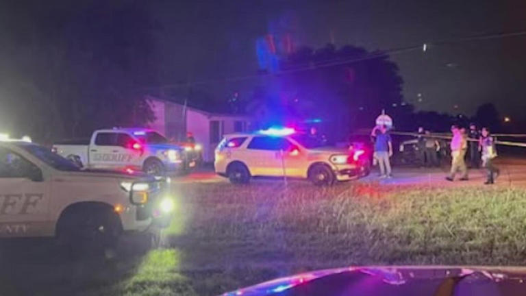 Alleged fugitive and ex-Marine reservist wanted in North Texas ICE ...