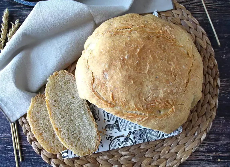 Super-easy pain cocotte