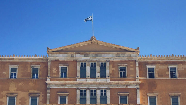 Υποκλοπές: Μέτωπο αντιπολίτευσης, μπλόκο κυβέρνησης