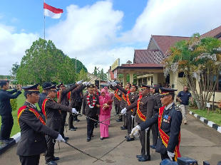 Suasana Haru Warnai Pelepasan 5 Personel Purna Tugas