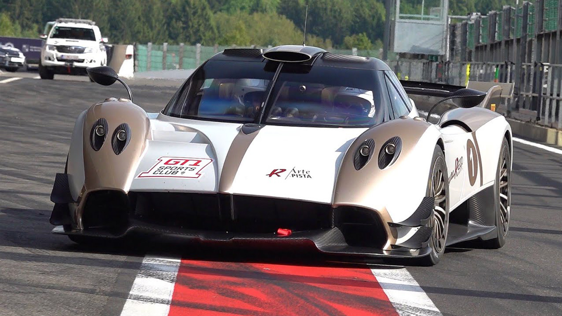 Pagani Huayra R EVO Roadster – Raw V12 Exhaust Fury on Track