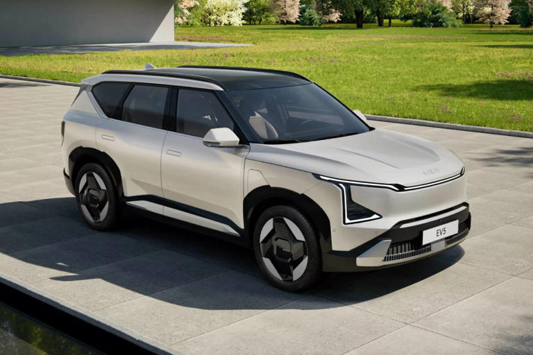 Καινοτόμο C-SUV Kia EV5 με αυτονομία έως 530 χλμ.