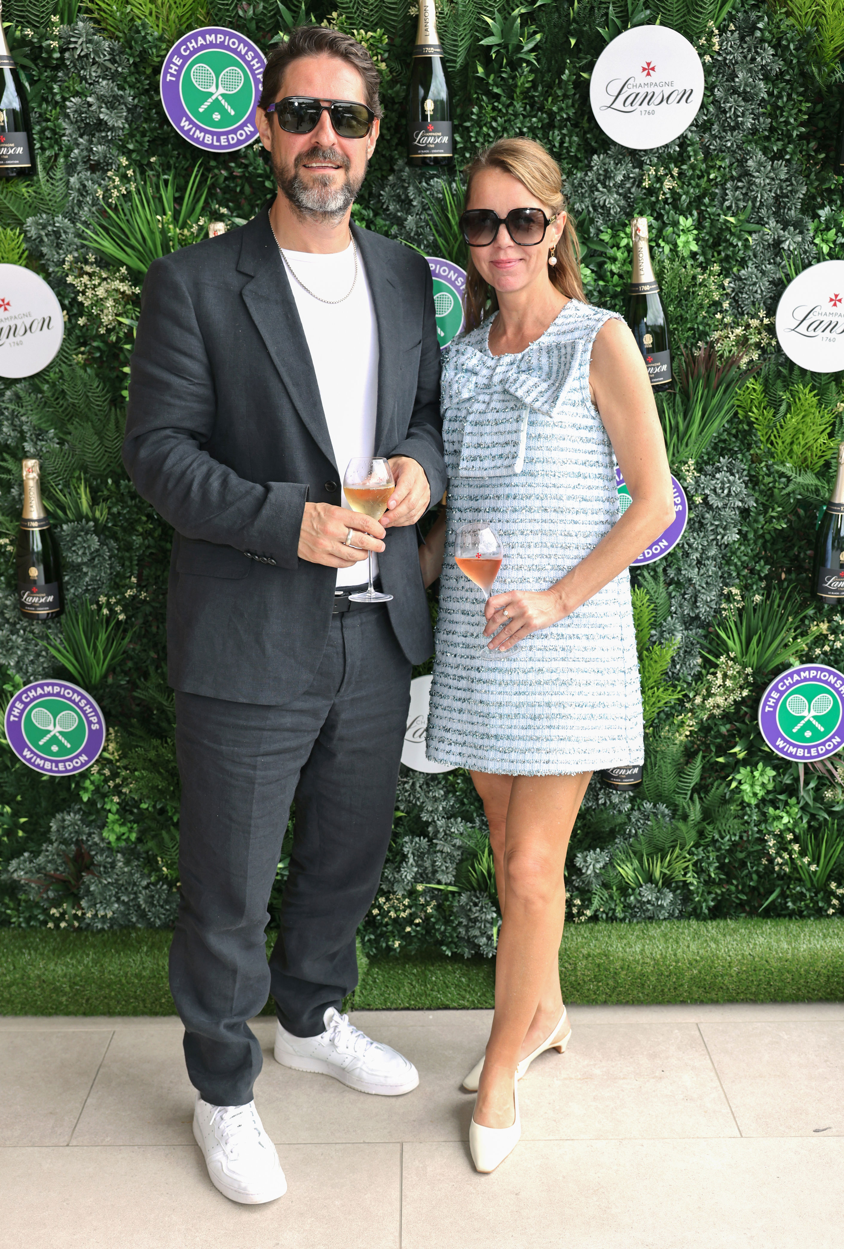 Who's in the Royal Box at Wimbledon? The Queen and Hugh Grant among ...