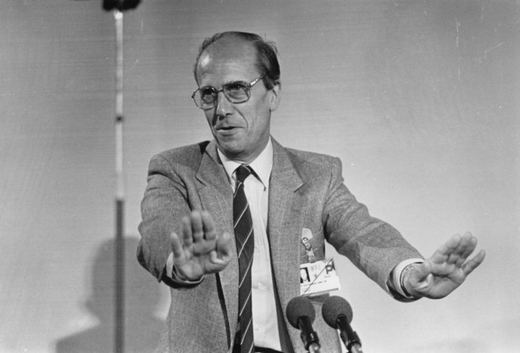 Norman Tebbit, former Tory cabinet minister who survived IRA bomb, dies ...