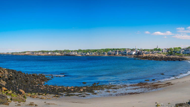 Massachusetts coastal road trips to take this summer