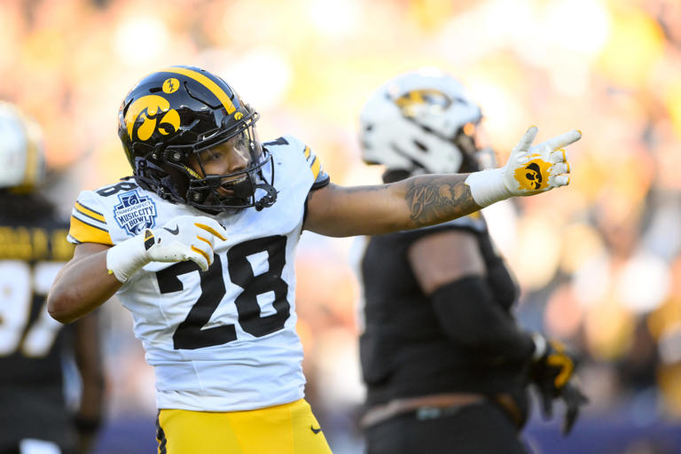 Iowa football RB named to 2025 Doak Walker Award watch list