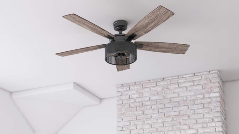 Which way should your ceiling fan spin? Do this to beat the summer heat ...