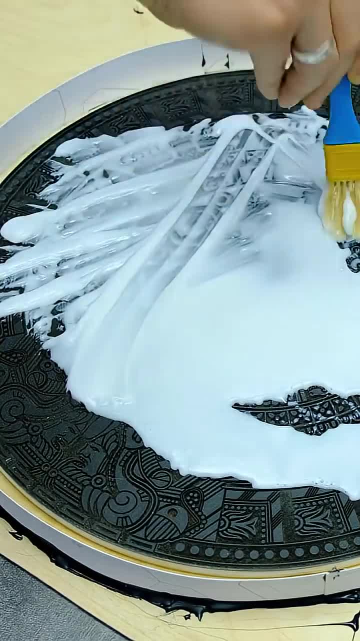 Step-by-step making of a silicone mold for Aztec stone