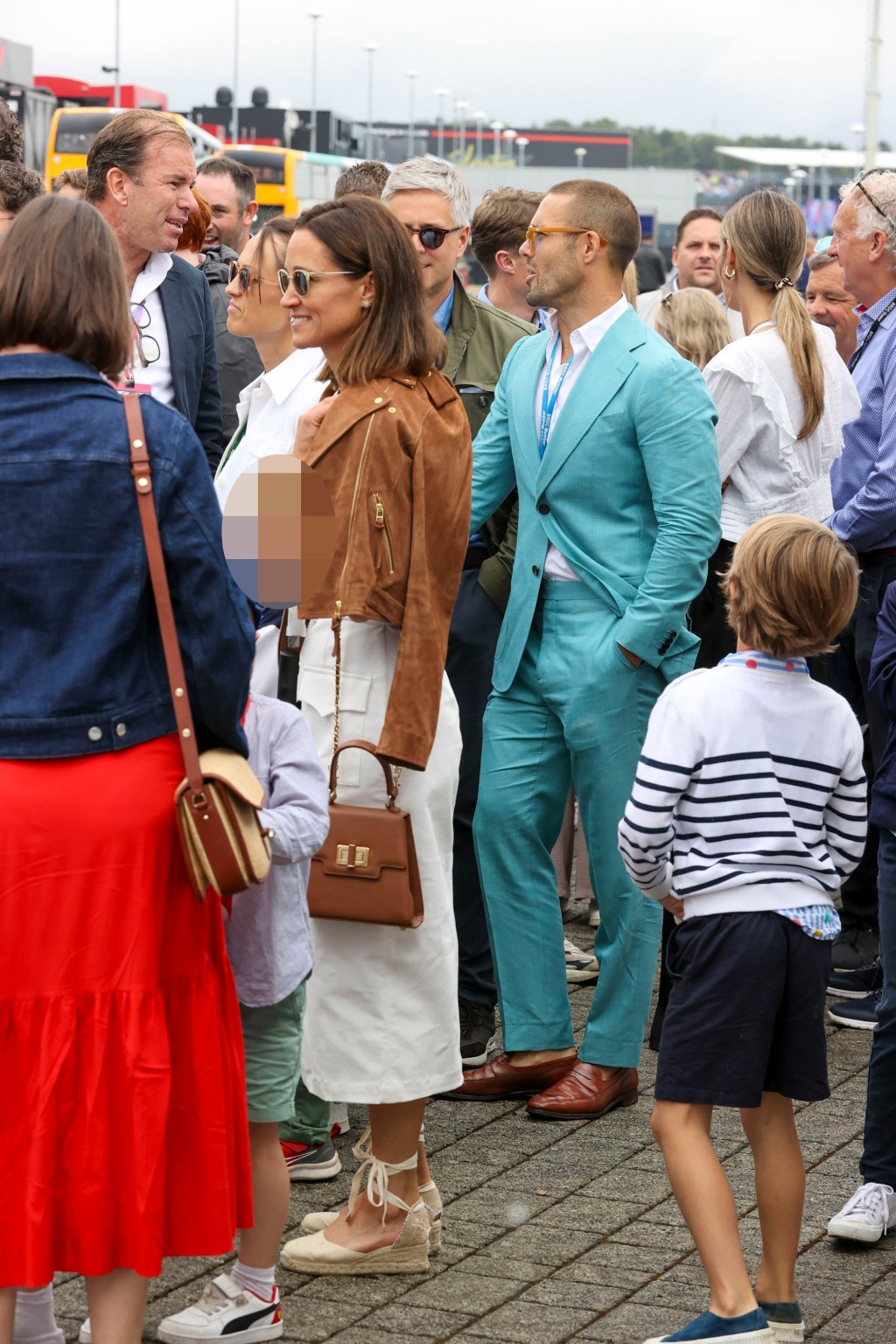 Kate Middleton’s sister, Pippa, shows off new look during rare public ...