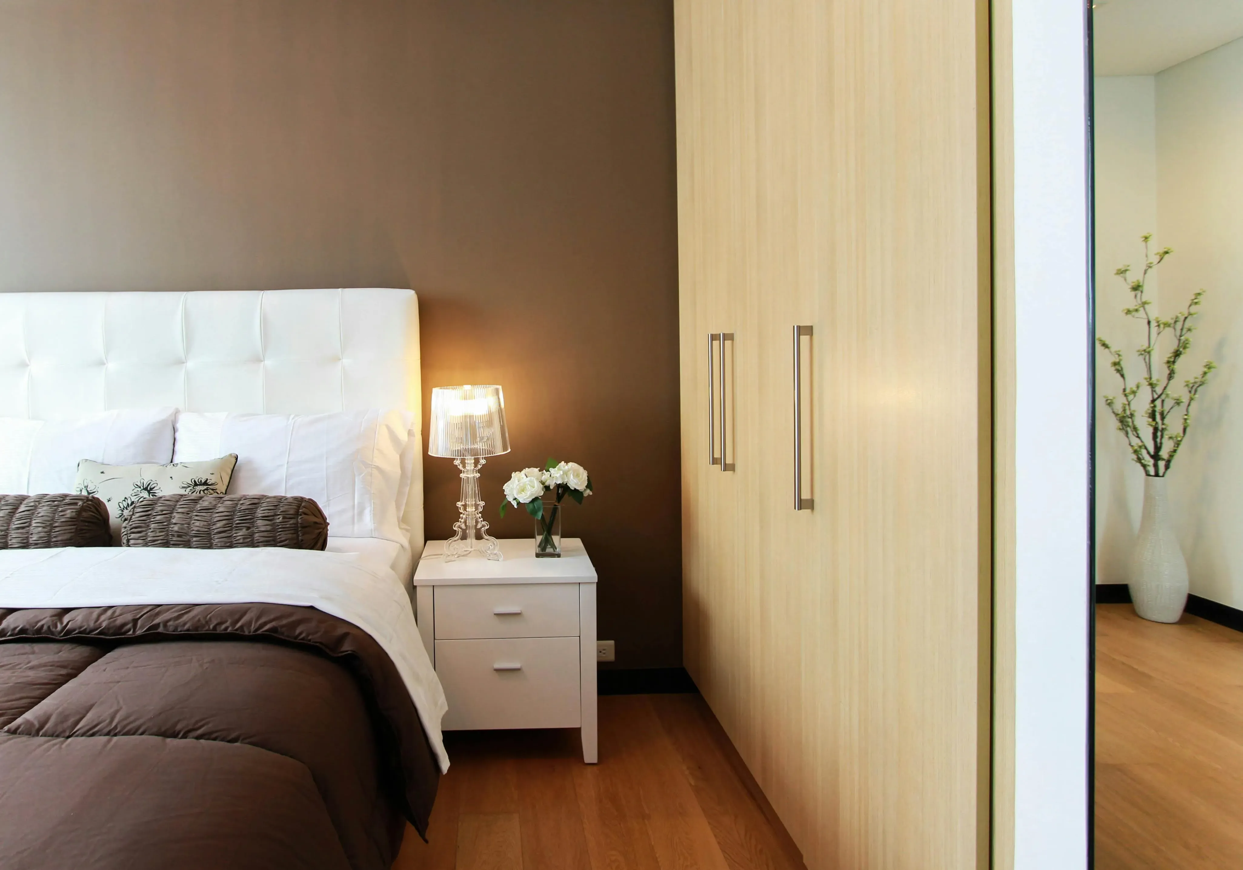 14 Modern Bedroom Makeovers for a Restful Retreat