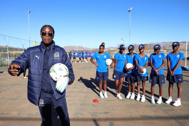 Star Proteas netball players inspire Kokstad youth for DStv Schools ...