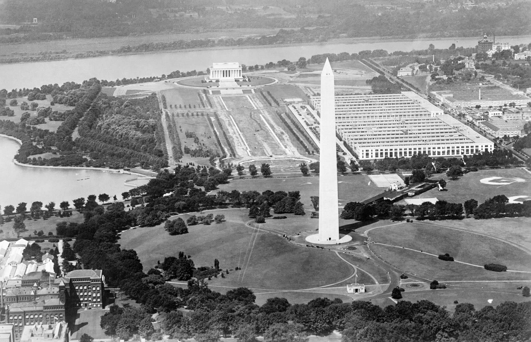 Then And Now: Iconic Landmarks A Century Ago And Today
