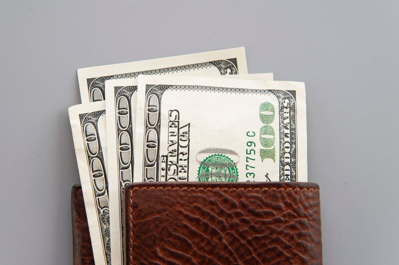 Reembolso confirmado | El Gobierno entrega cheques de hasta USD 1,500 a ...