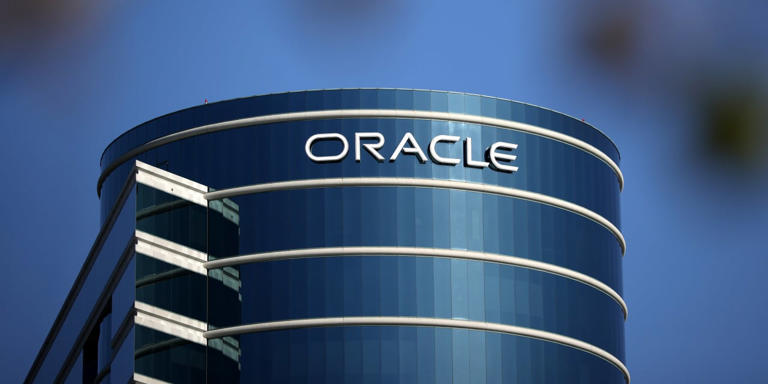 Oracle’s stock is a ‘standout’ in the software sector, these analysts ...