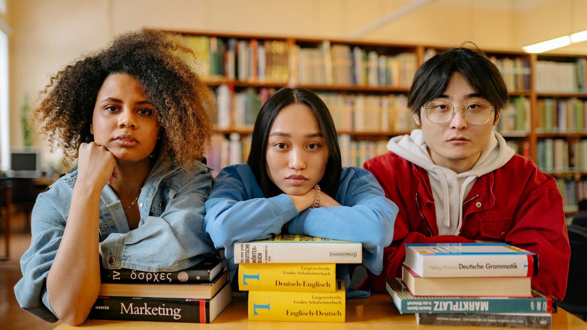 Campus Hunting? 10 College Red Flags To Be Careful Of & 10 Things To ...