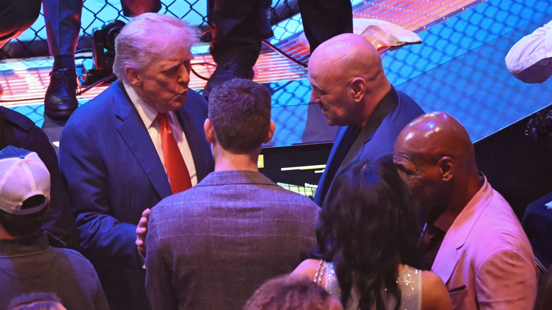 Trump quiere la UFC en la Casa Blanca