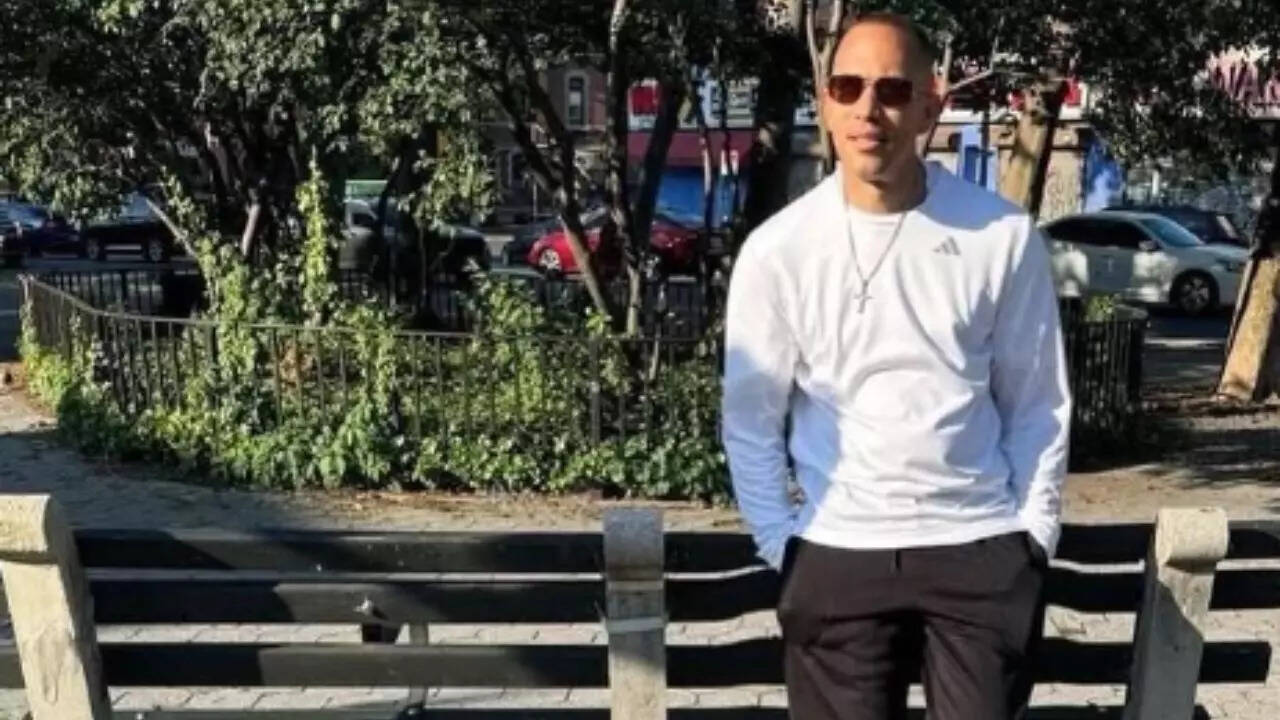 Viral: Hakeem Jeffries's 'hilarious' photoshop has netizens laughing ...