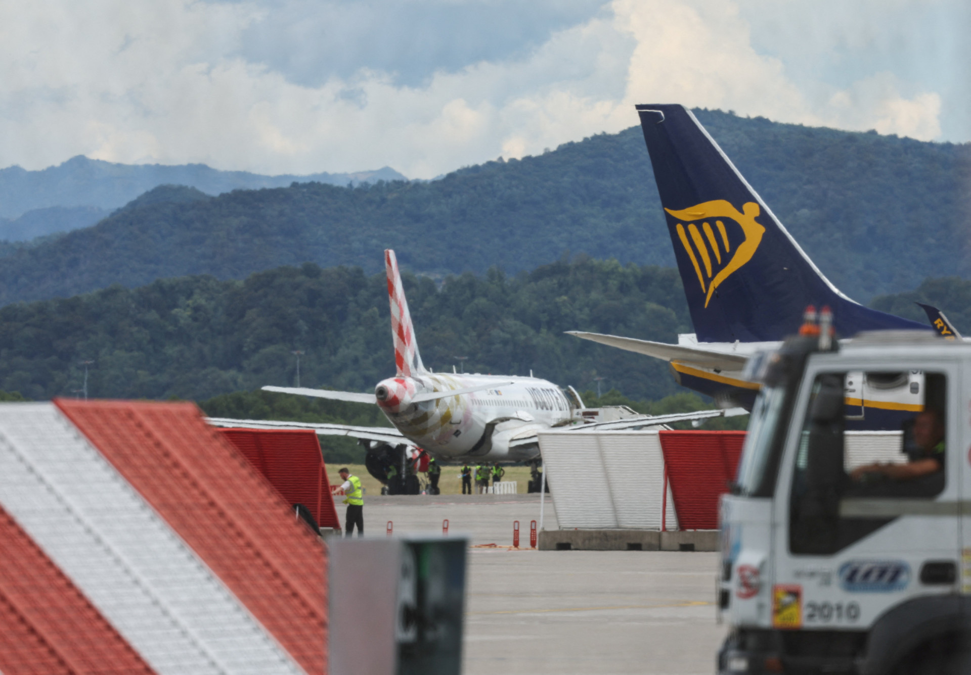 Man sucked up by jet engine dies at Milan airport