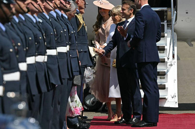 Emmanuel Macron brutally snubbed by wife Brigitte in awkward moment on ...