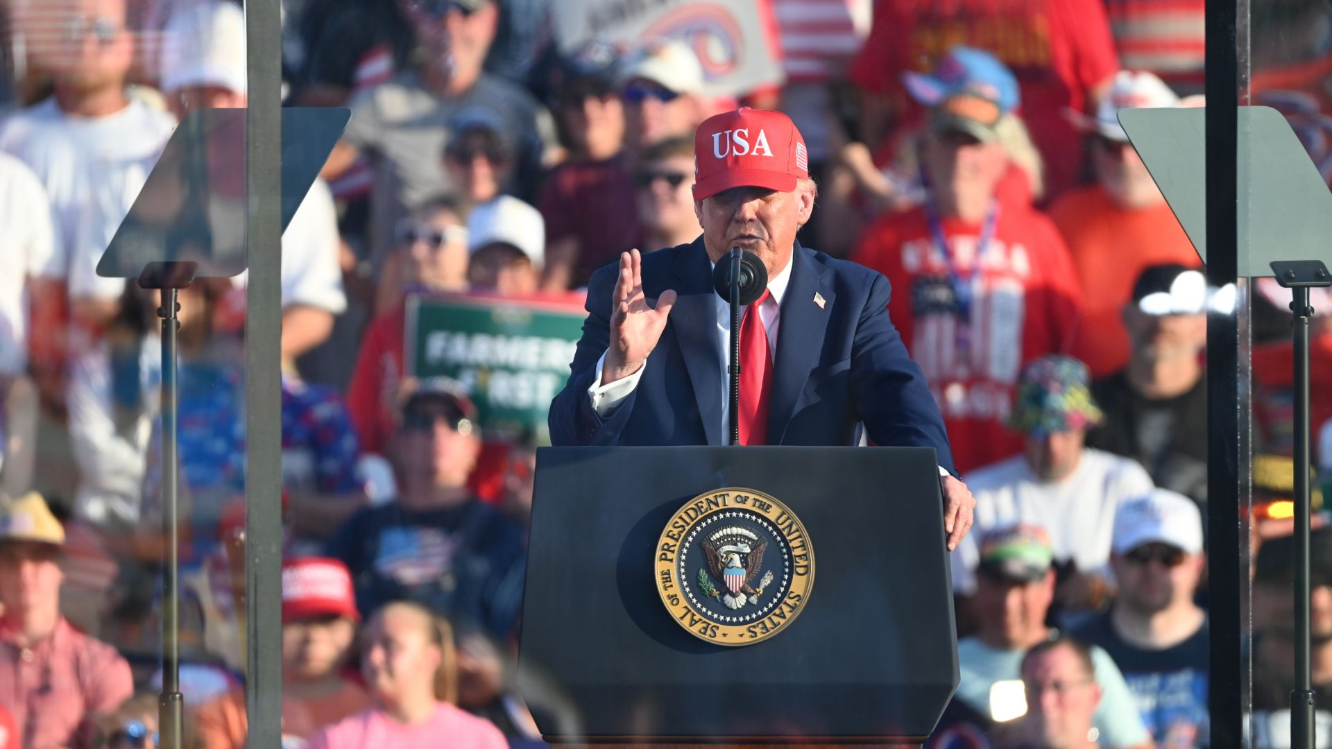 Trump castigated for anti-Semitic slur