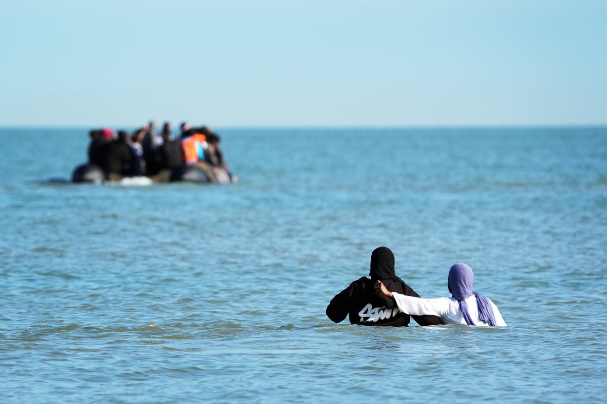 A small boats deal with France would be a game-changer for Starmer ...