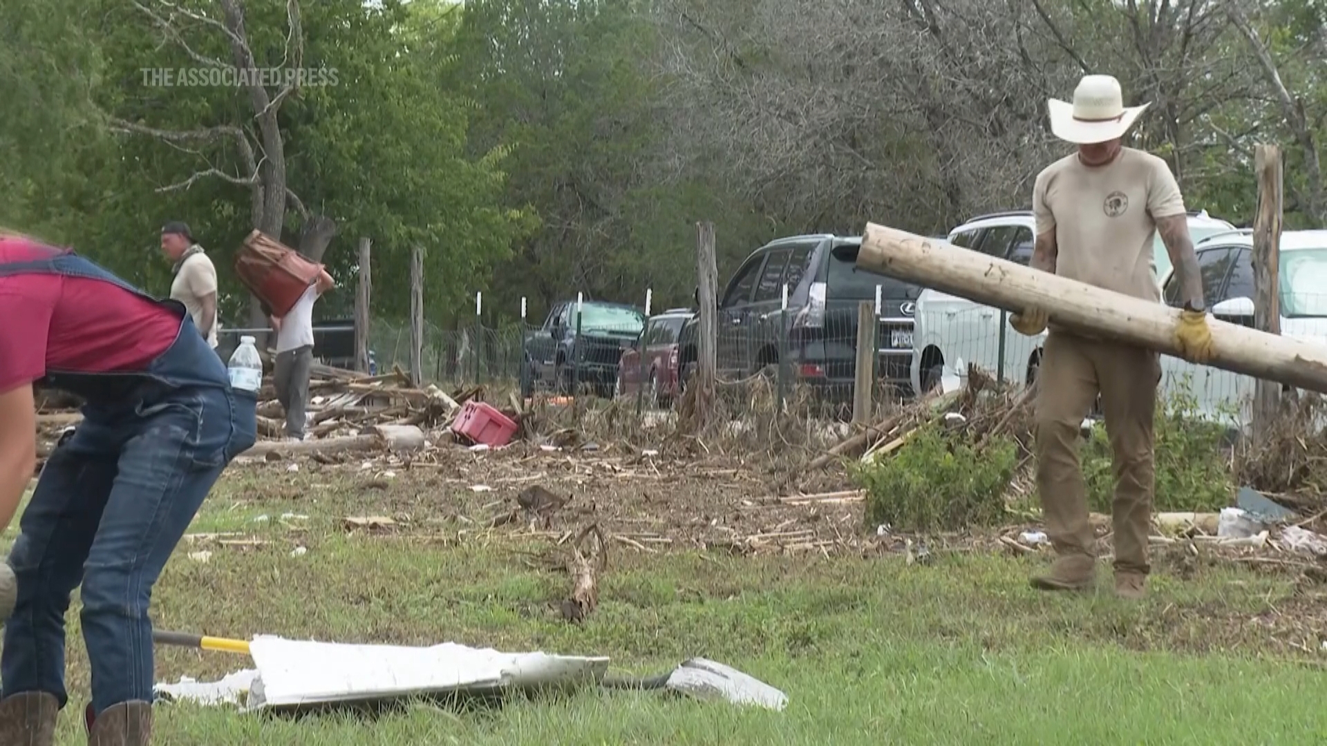 Texans come together in recovery efforts following catastrophic flooding