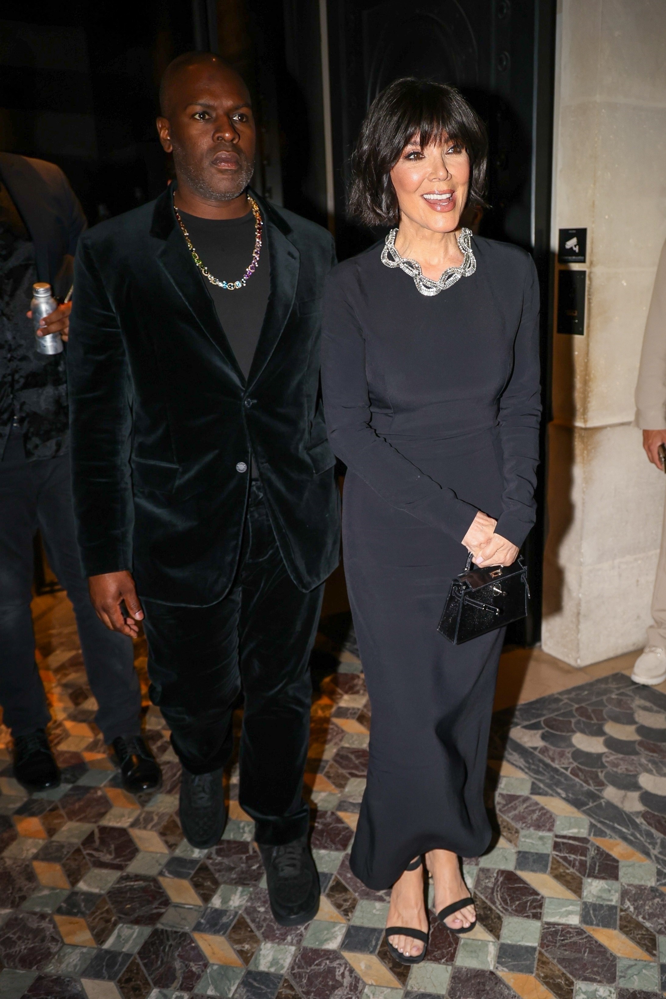 Kris Jenner shows off new look at Paris Fashion Week with boyfriend ...